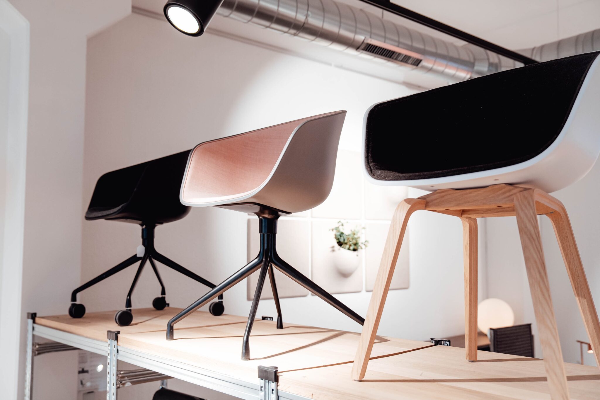 Wooh. Office furniture specialist in Belgium since 2007 | Nivelles